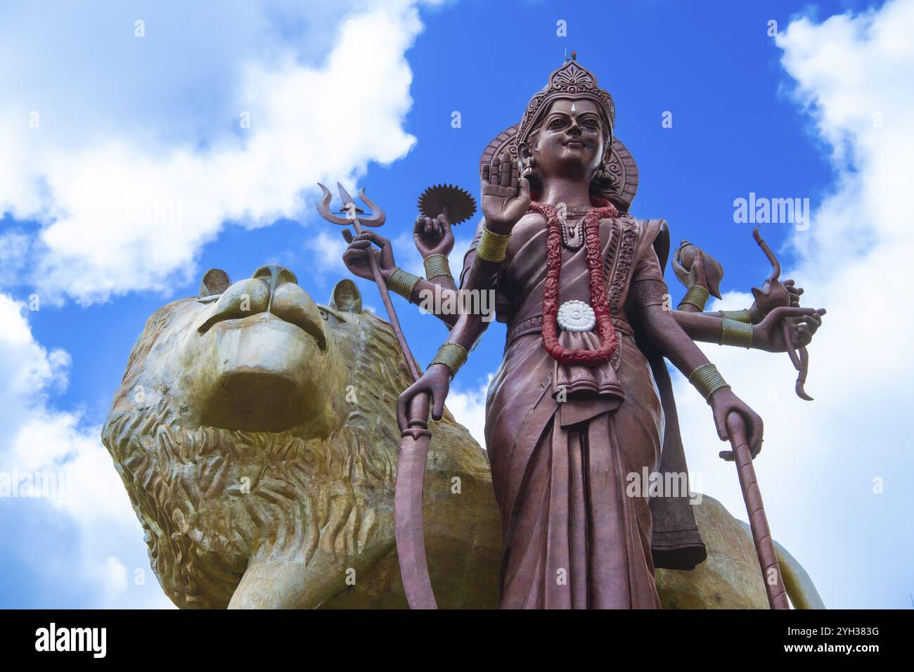Giant statue of Durga, Hindu temple Ganga Talao, Grand Bassin, Indian ...