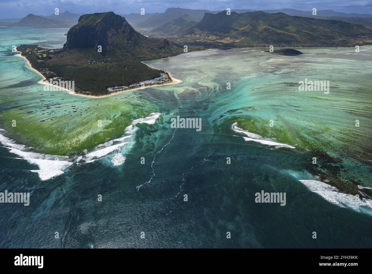 Underwater waterfall, optical illusion, natural phenomenon, aerial view ...