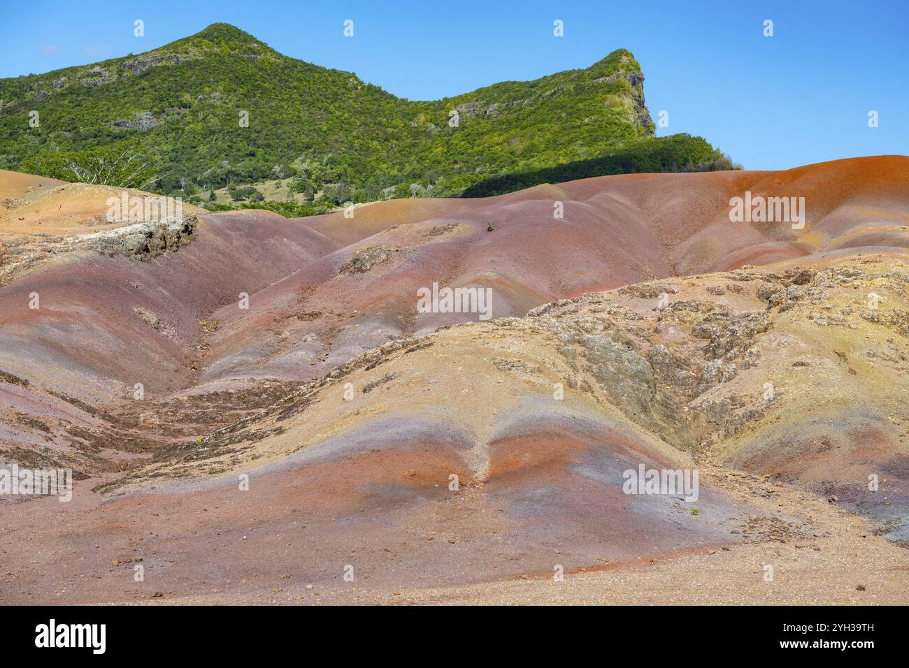Seven Coloured Earth, 7th coloured earth, Minerals, Geopark, Terres des ...