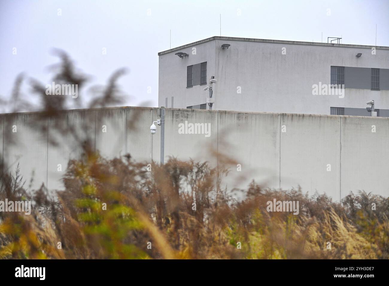 Gablingen, Deutschland. 09th Nov, 2024. JVA Gablingen near Augsburg ...