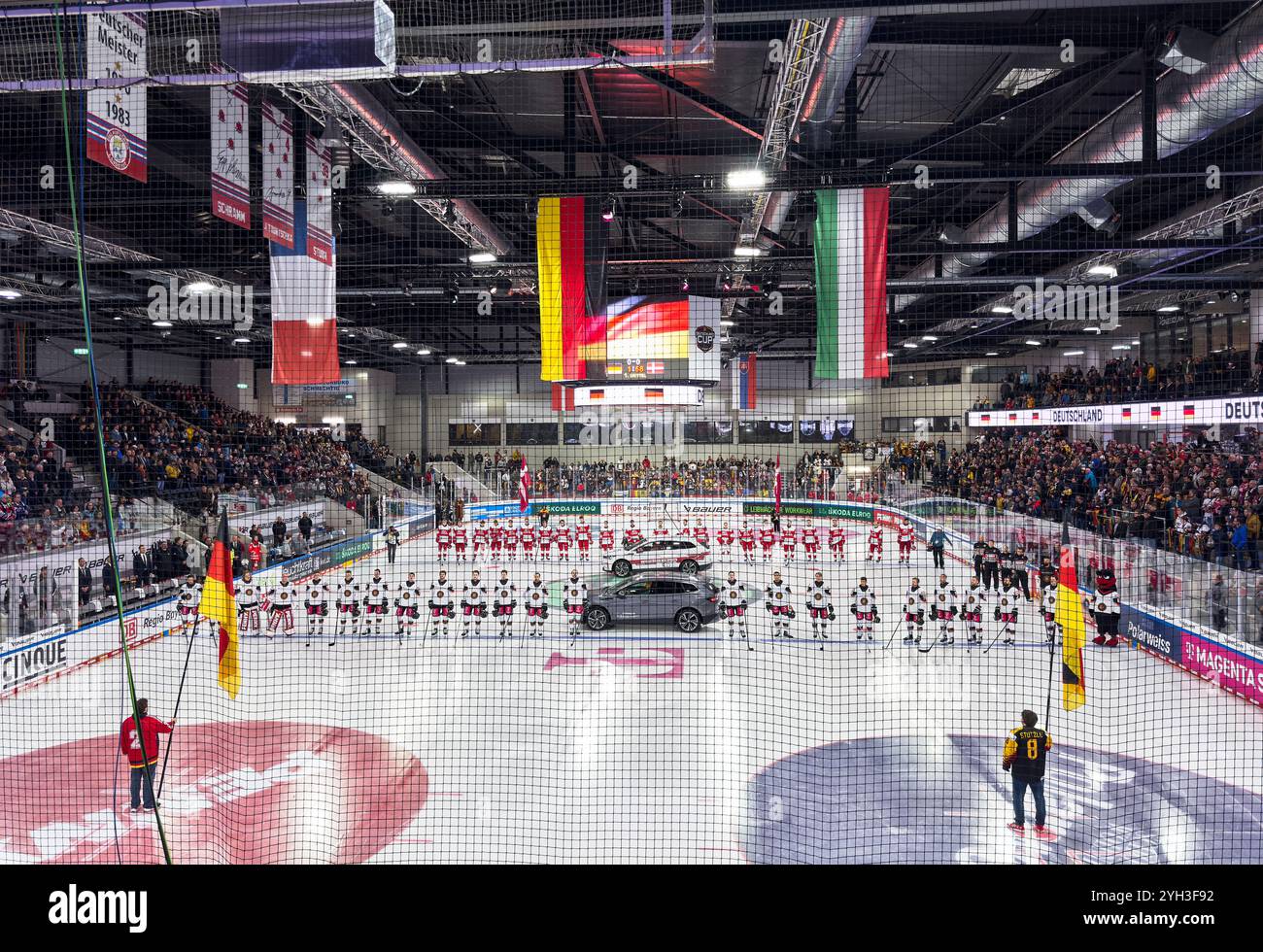 Teams at anthem in the Fanatec Arena at the match GERMANY, Denmark ...