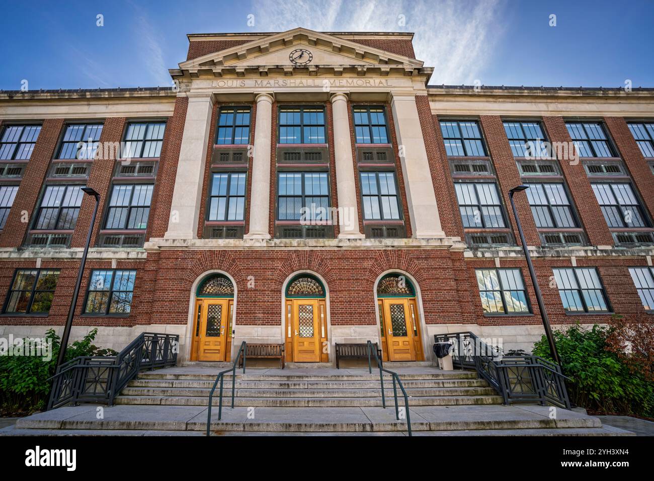 Suny esf hi-res stock photography and images - Alamy