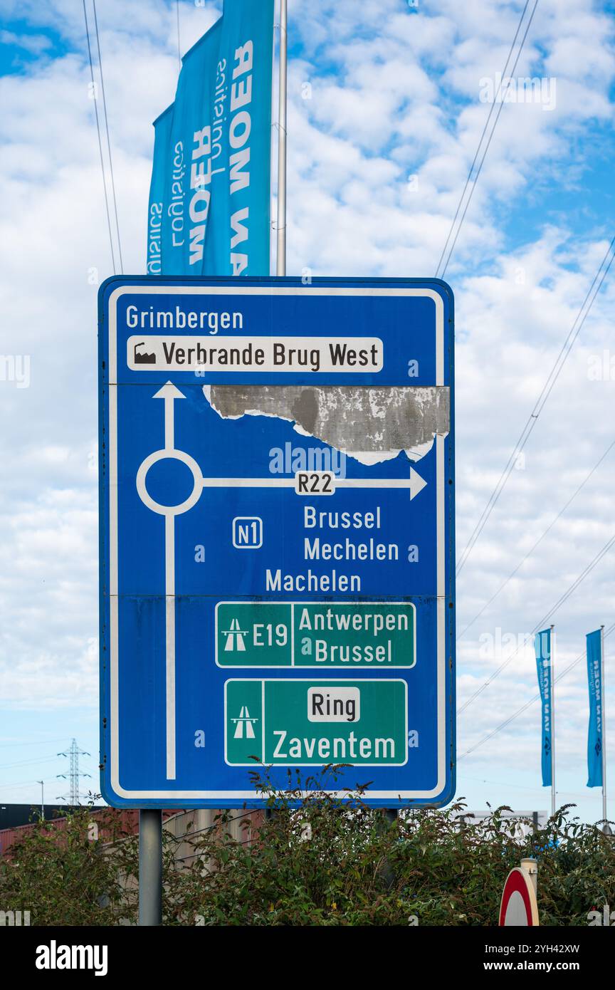 Direction signs to main roads and highways in Grimbergen, Flemish ...