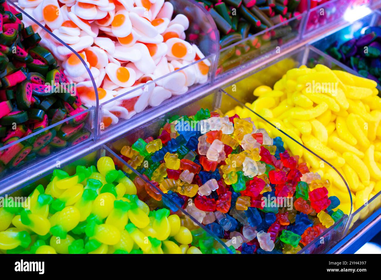 Candy display hi-res stock photography and images - Alamy