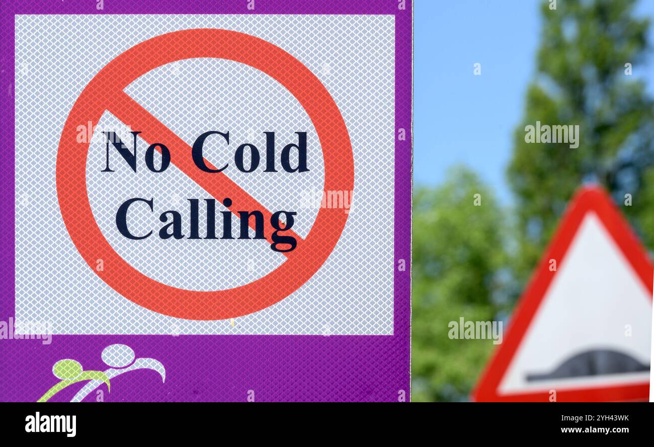 No Cold Calling sign - Cranbrook, Kent, UK Stock Photo - Alamy