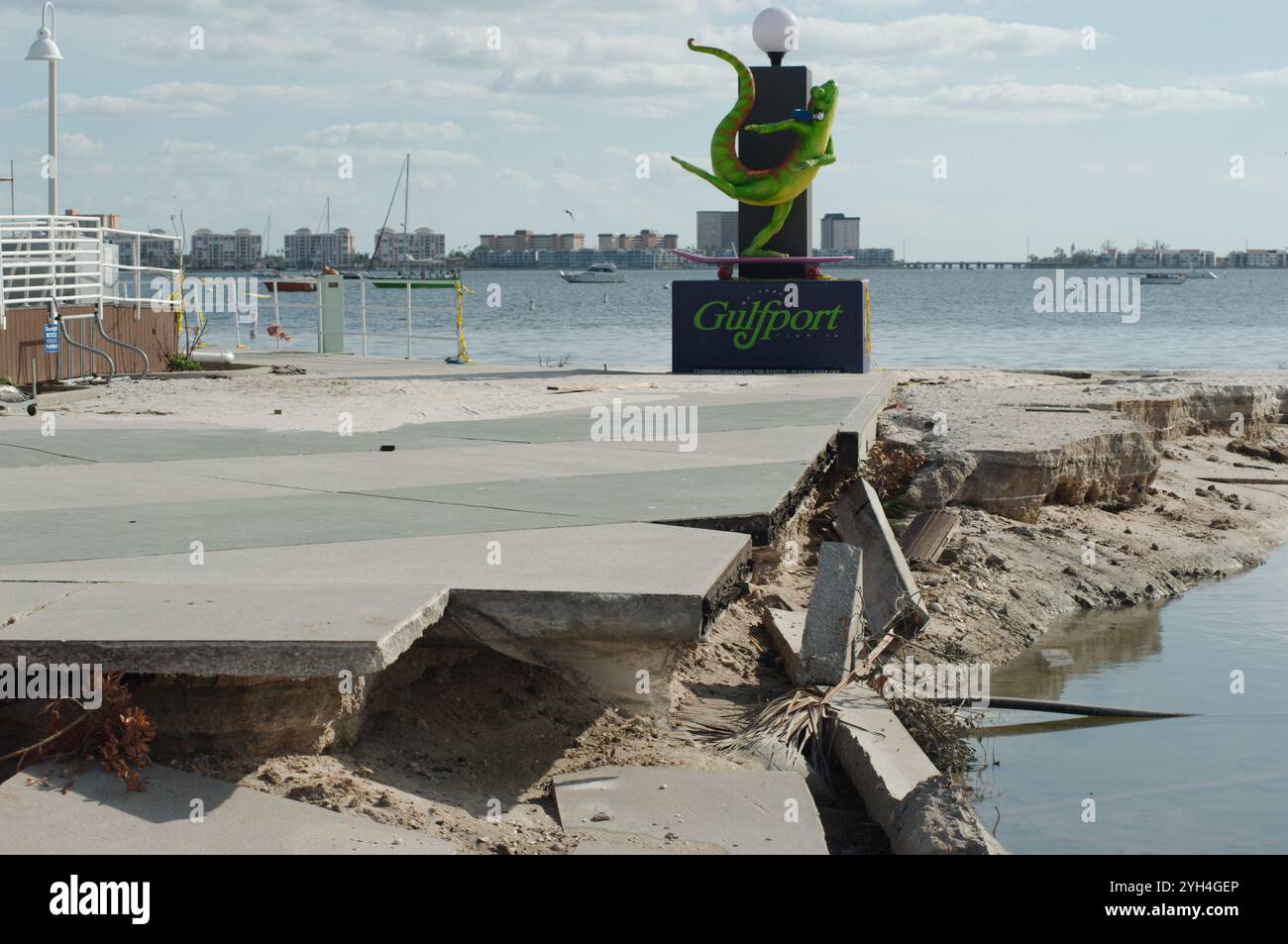 Gordon mcfly hi-res stock photography and images - Alamy