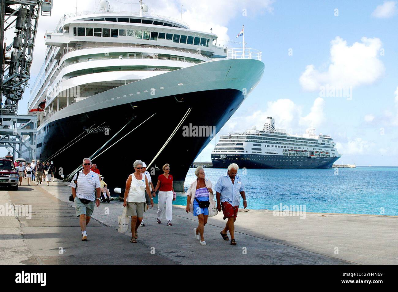 Cruise Ship Interior and Exterior Stock Photo - Alamy