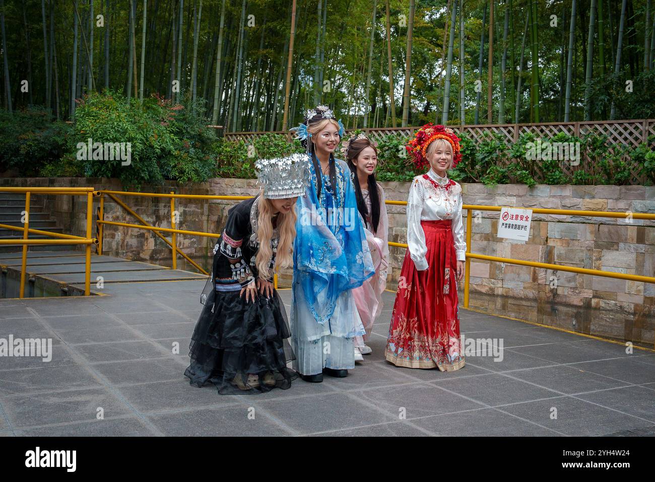 Group of people in traditional attire hi-res stock photography and ...