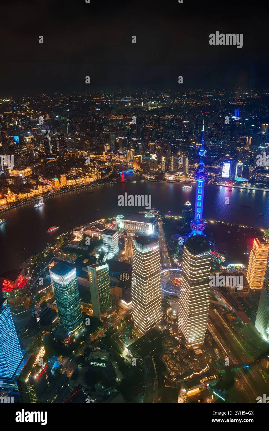 Nighttime View of Shanghai Skyline with Oriental Pearl Tower Stock ...