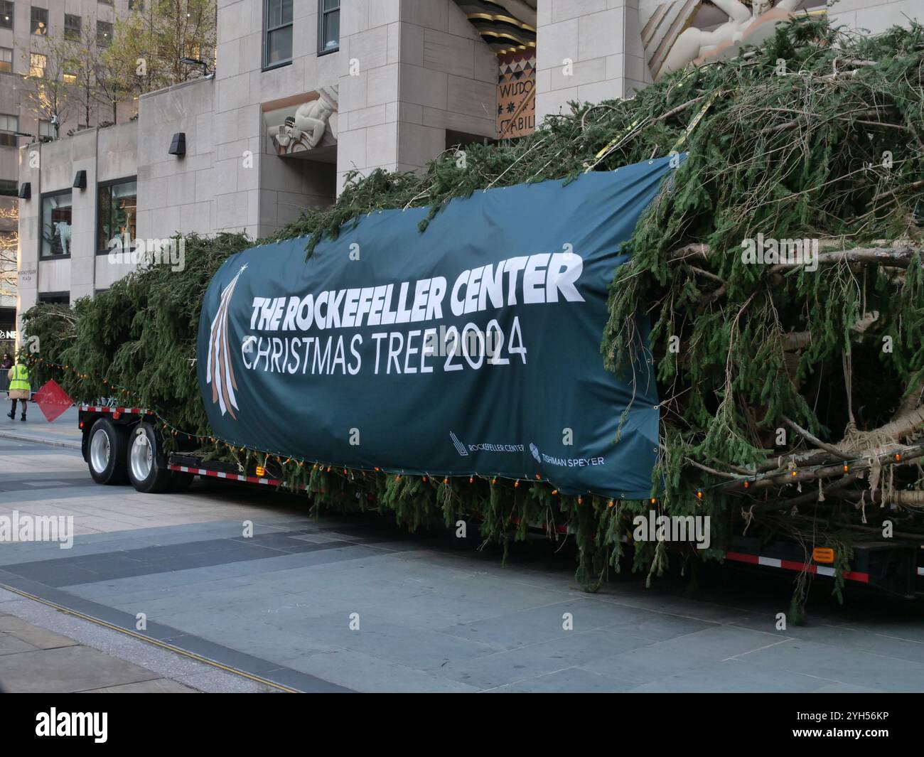 New York, New York, USA. 9th Nov, 2024. 2024 Rockefeller Center ...