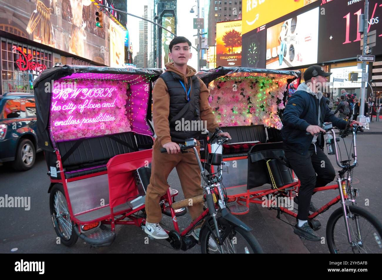 Pedicab drivers are seen in Times Square, Manhattan, New York City Stock Photo - Alamy