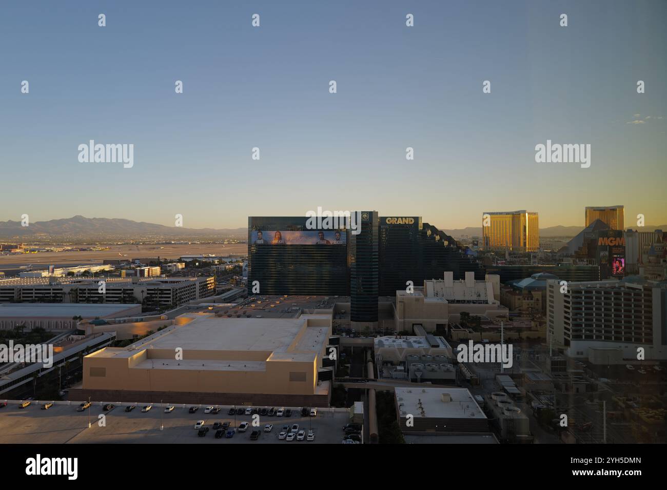 Iconic sites around Las Vegas, Nevada - including the view of the Strip ...