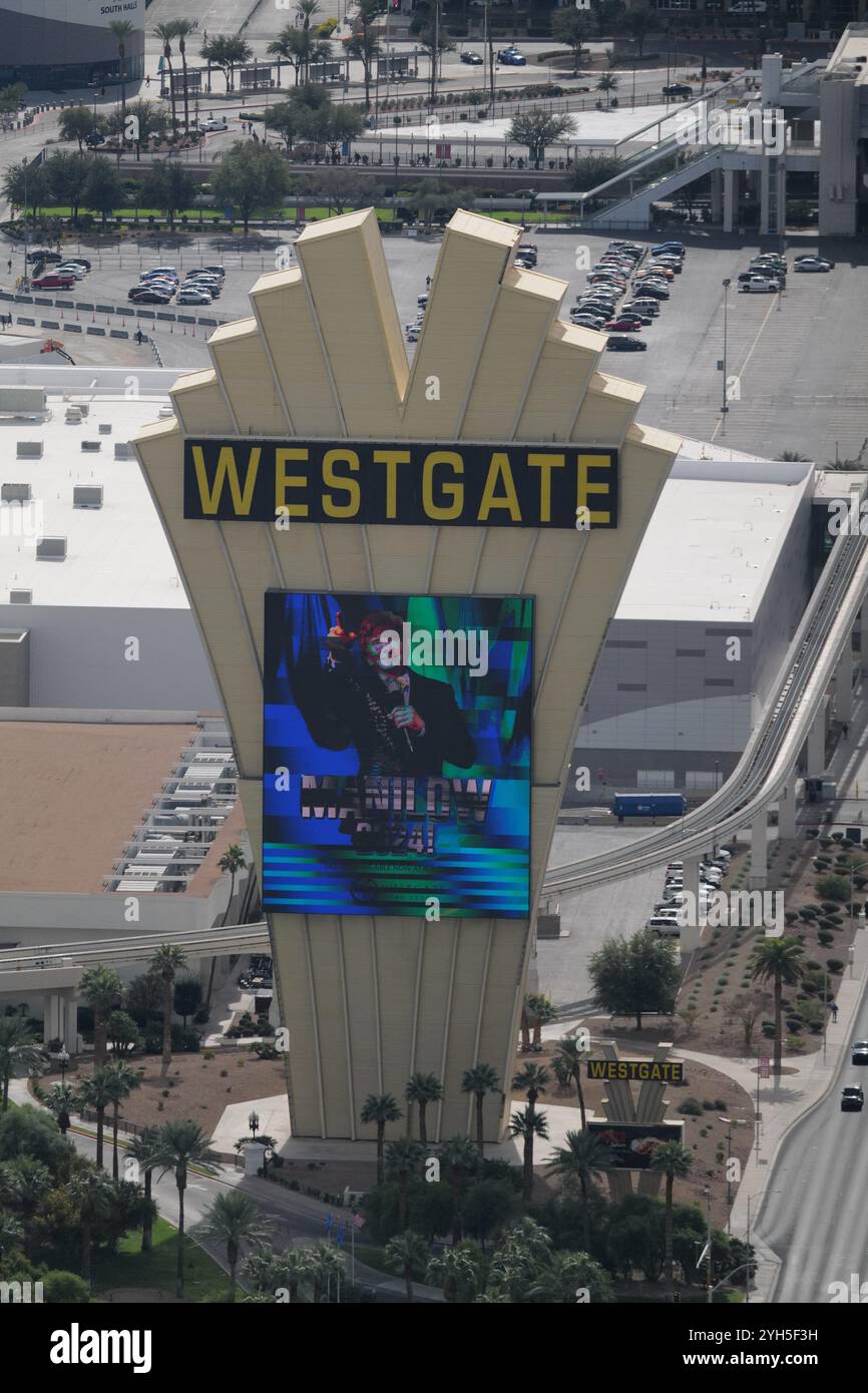 Iconic sites around Las Vegas, Nevada - including the view of the Strip ...