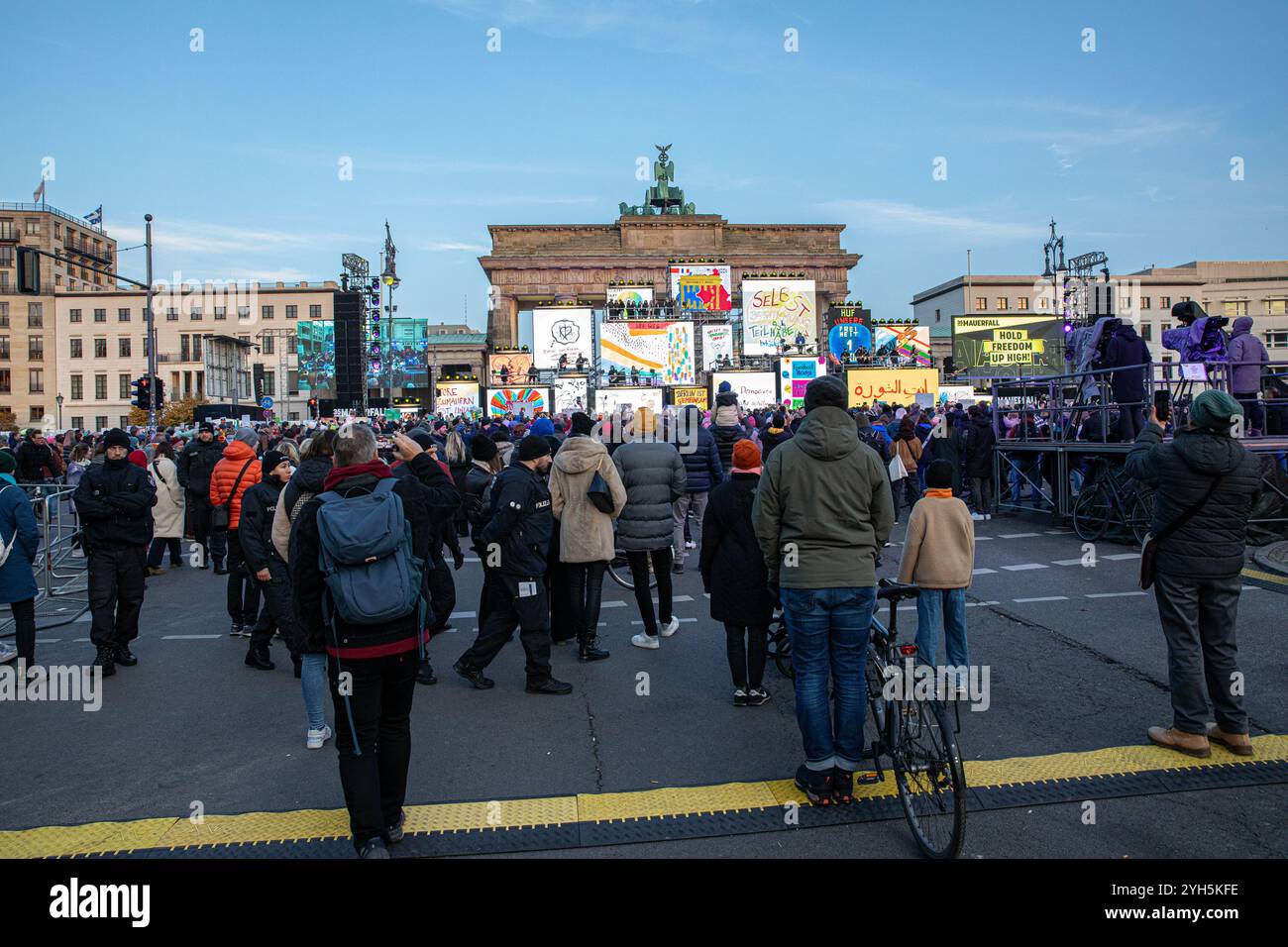 Today, on November 9, 2024, Berlin commemorates the 35th anniversary of ...