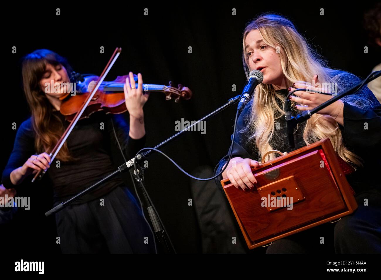 Edinburgh, Scotland. Sat 9 November 2024. Singer—songwriter Amy ...