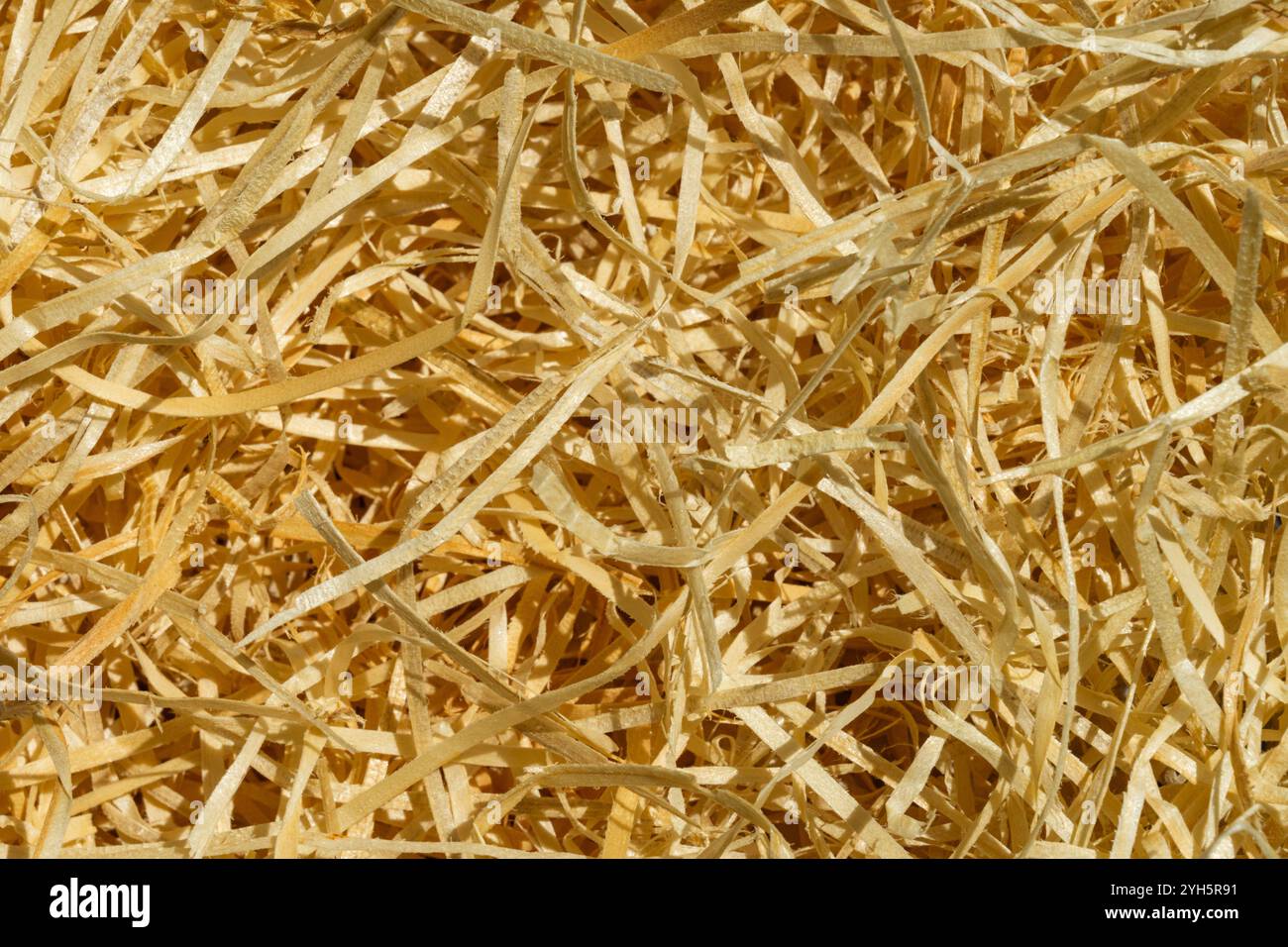 Packaging material. Straw for packing fragile items Stock Photo - Alamy
