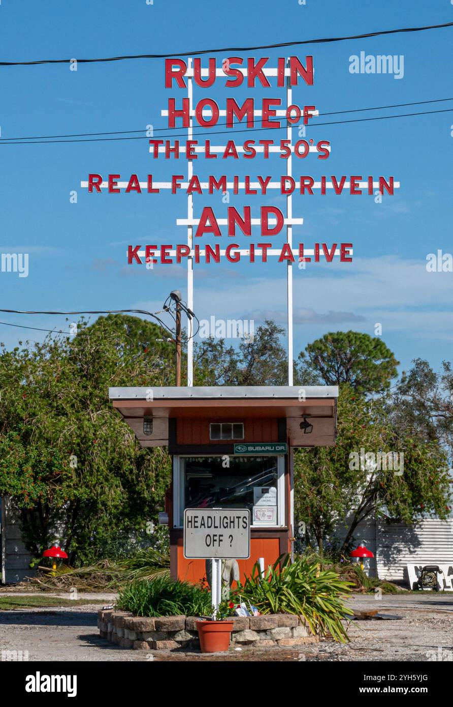 1950s movies hi-res stock photography and images - Alamy