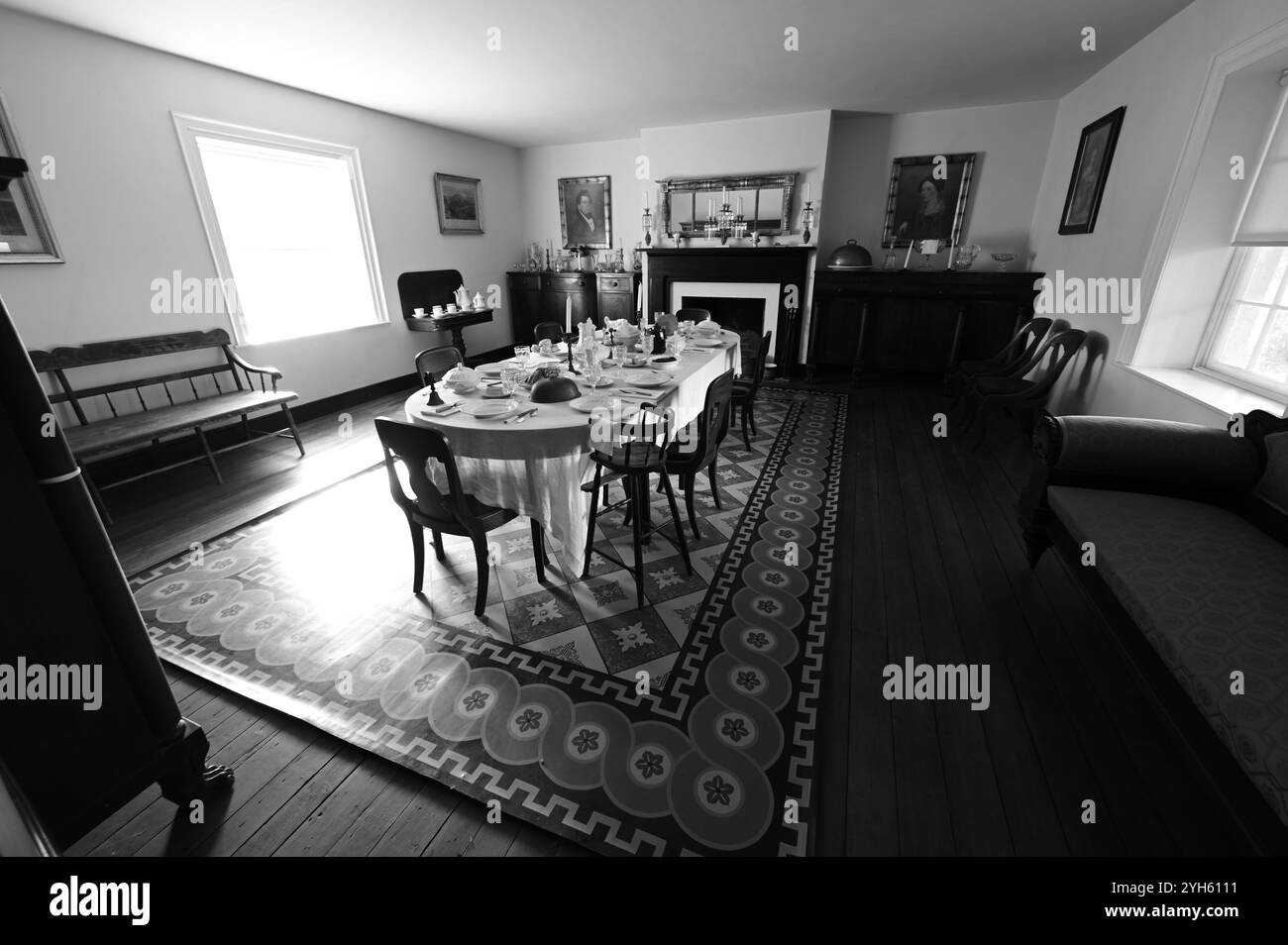 Dining room of an 1860's American Home in Appomattox Stock Photo - Alamy