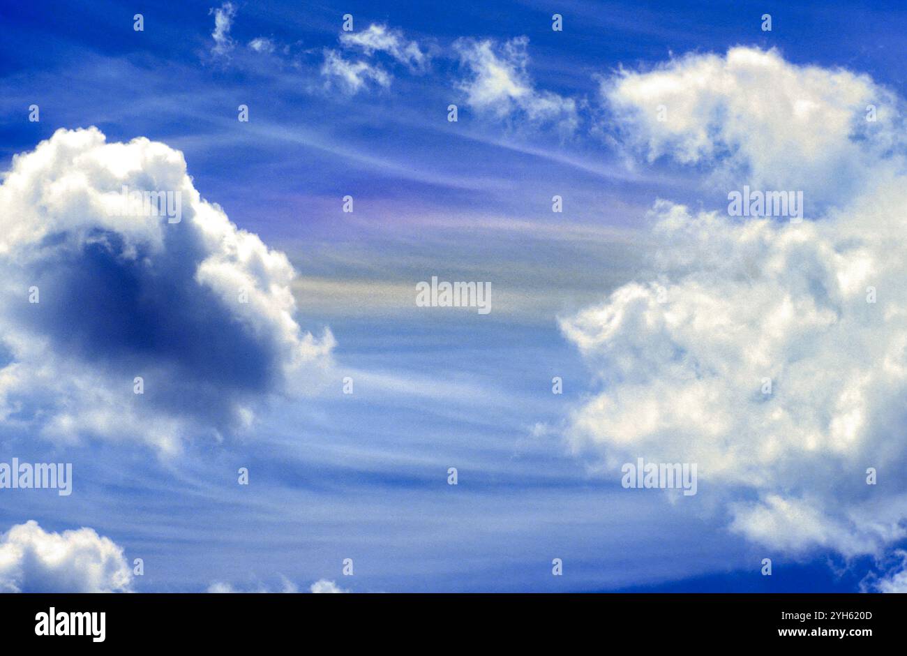 Cloudy blue sky clouds hi-res stock photography and images - Alamy