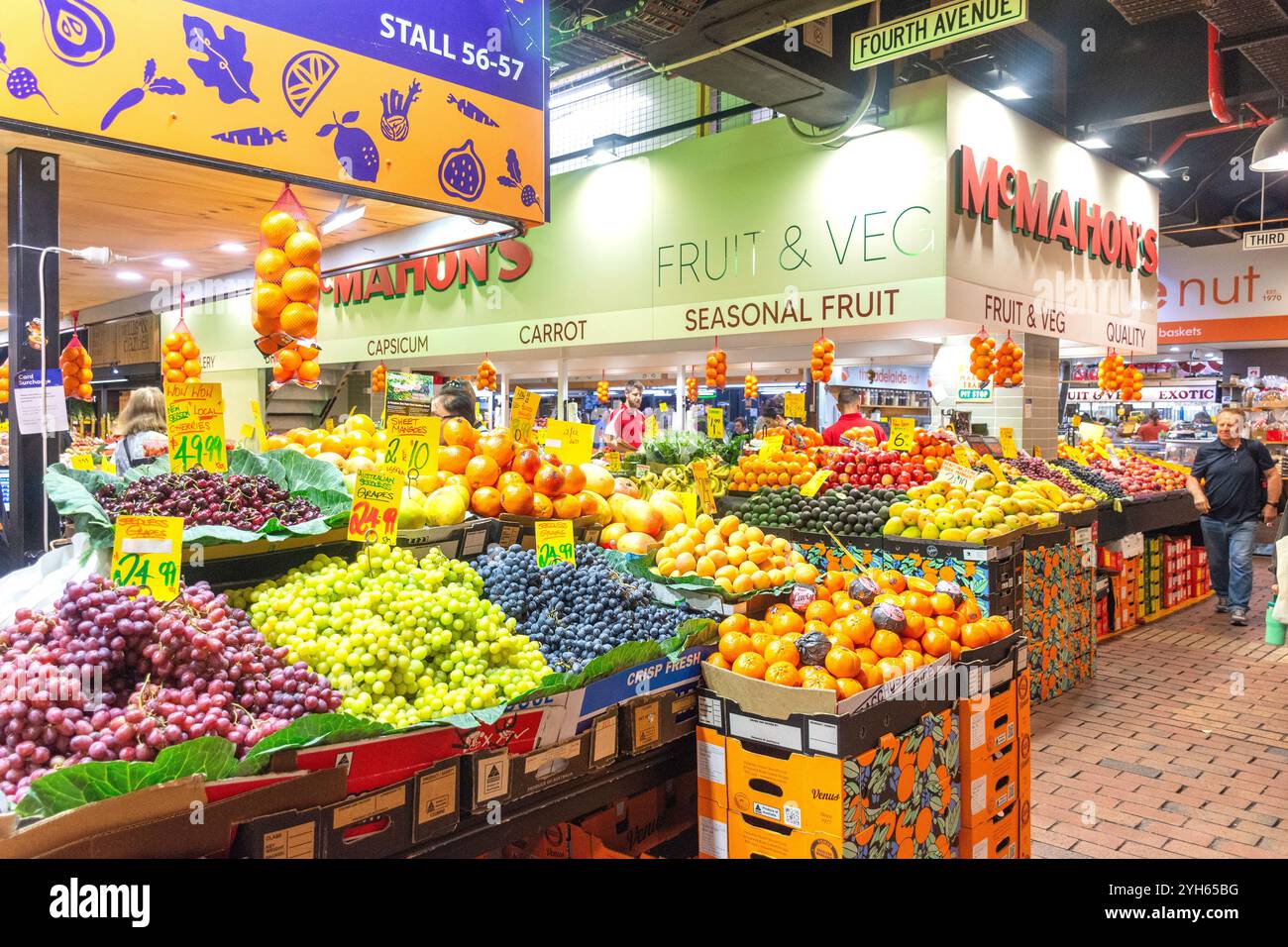 Fruit and vegetable stall in Adelaide Central Market, Gouger Street ...