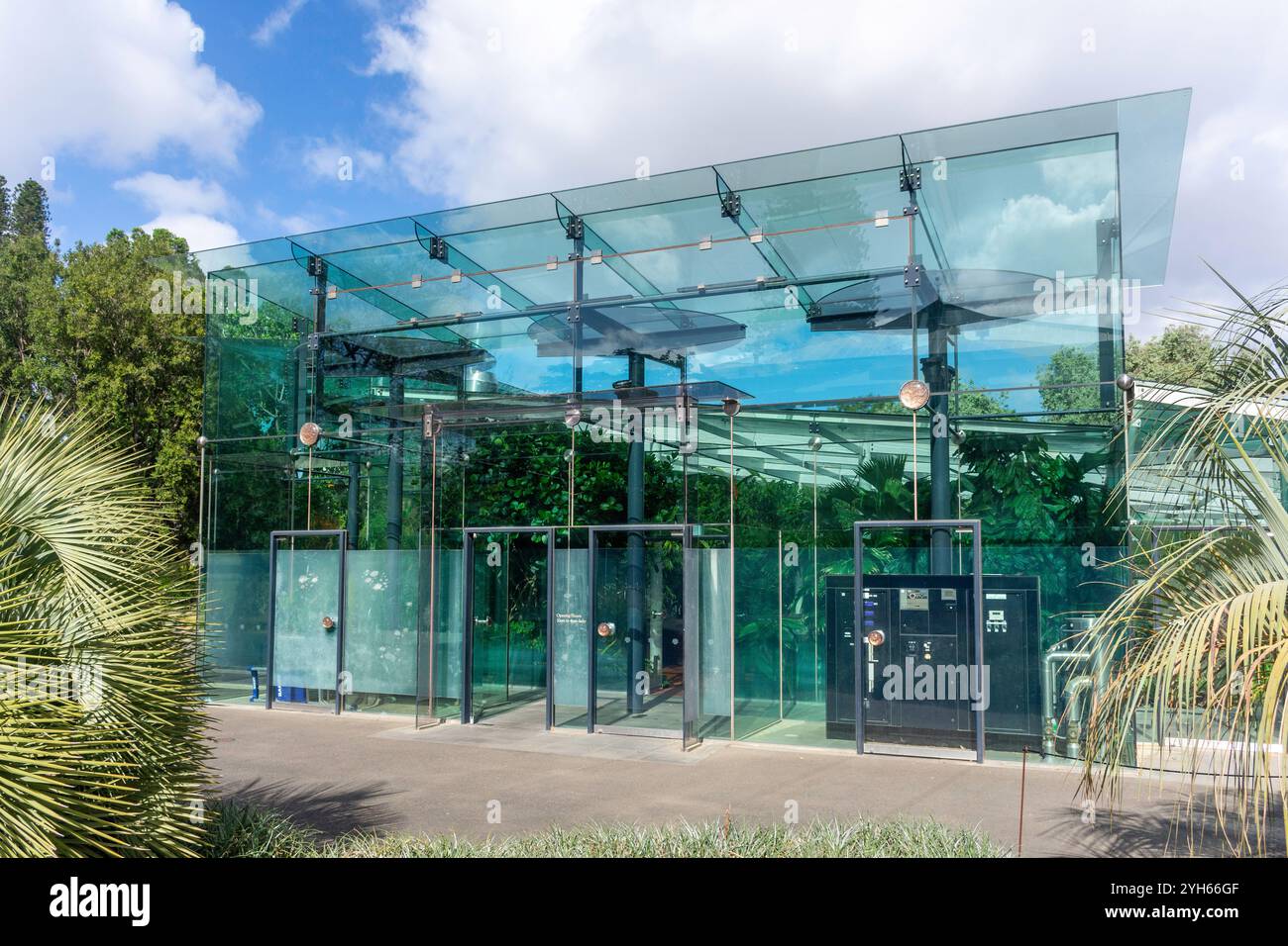 Amazon waterlily pavilion modern architecture adelaide botanic g hi-res ...