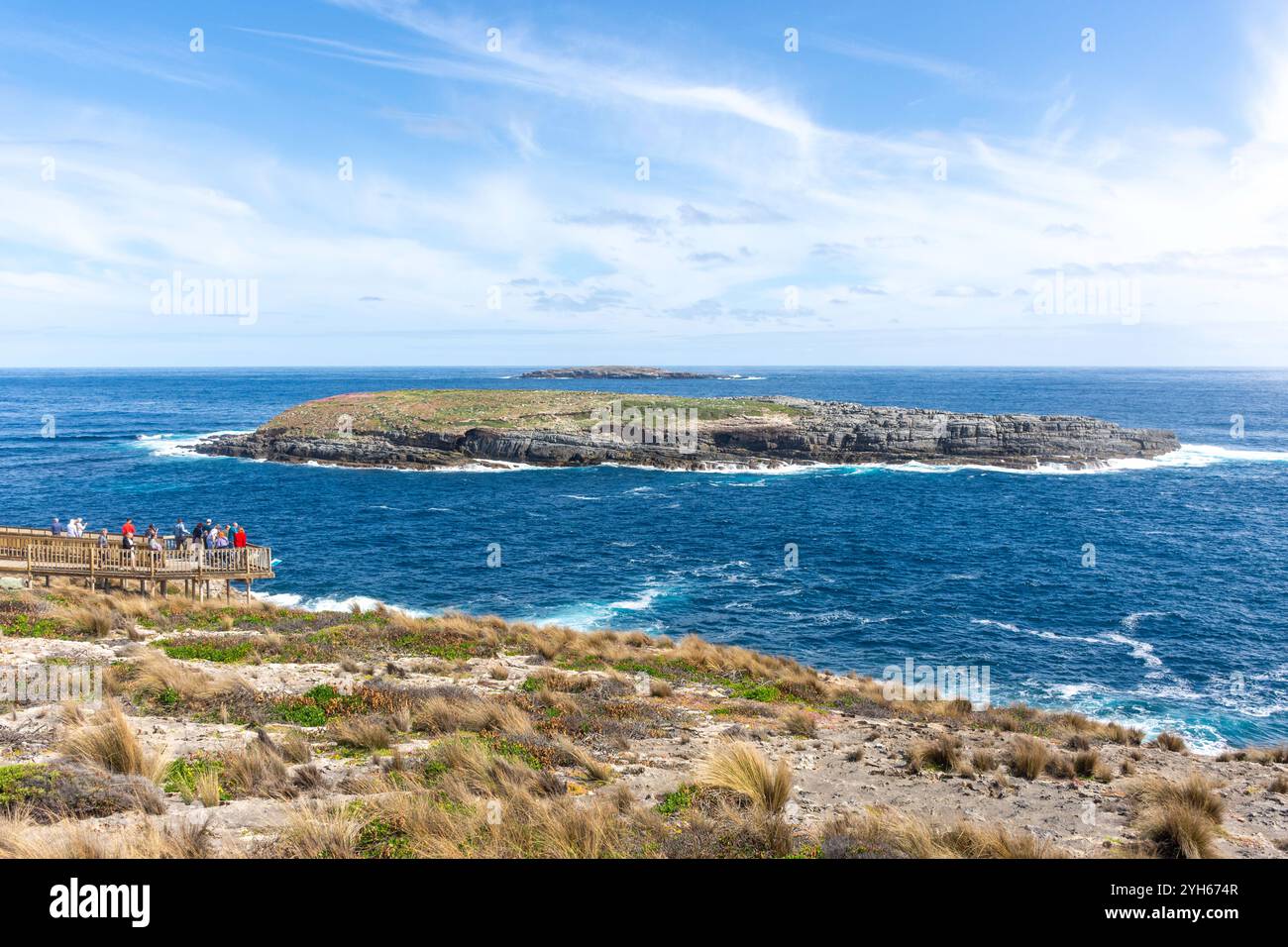Rocky coastline at cape du couedic island lookout boardwalk coas hi-res ...