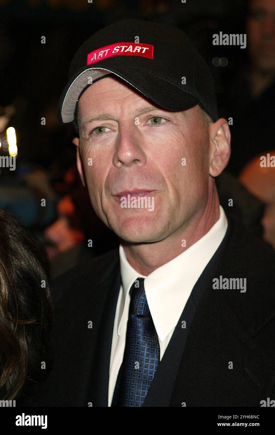 NEW YORK, NY- NOVEMBER 14: Bruce Willis wearing an Art Start baseball ...