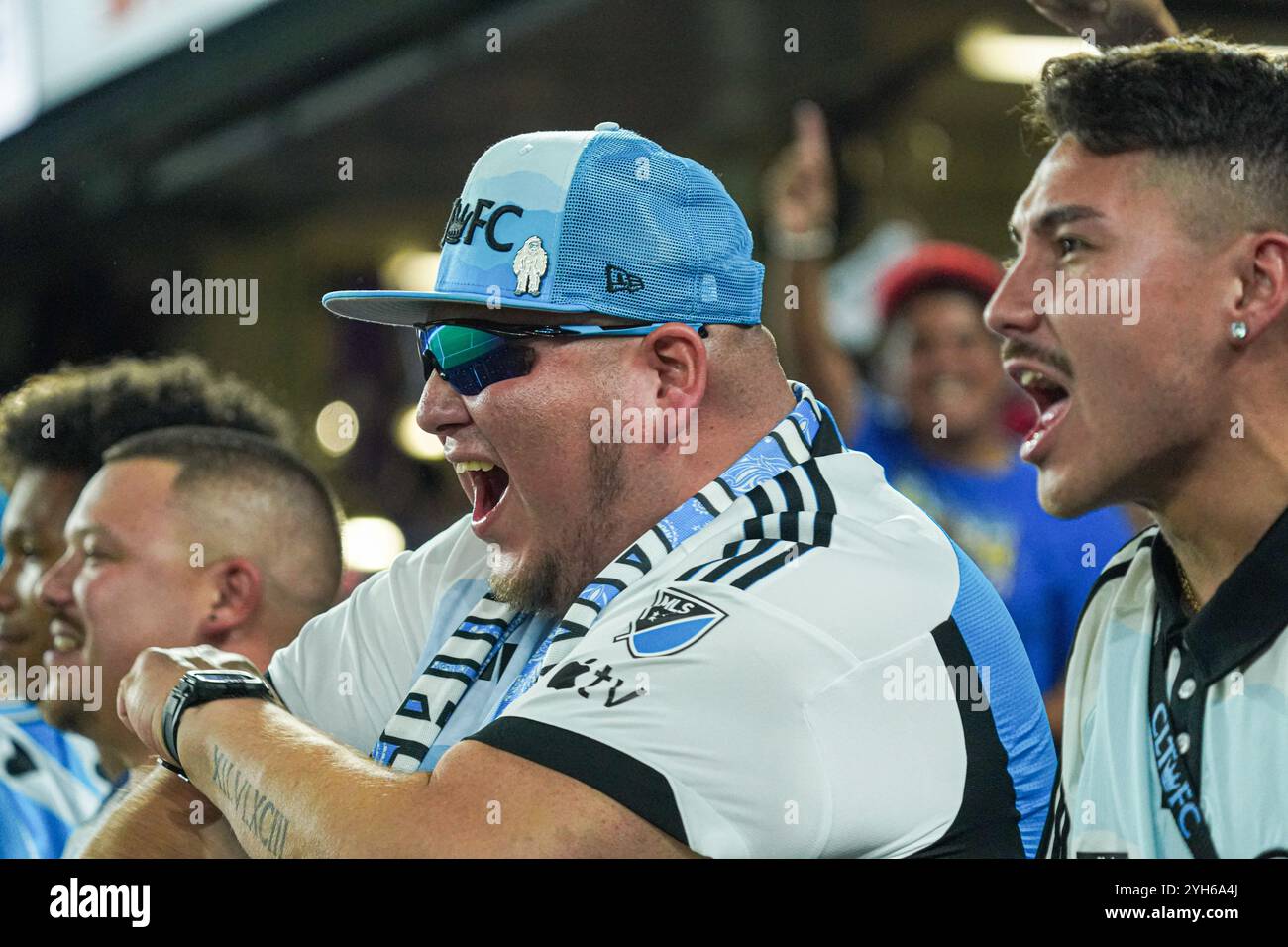 Charlotte fc fans hi-res stock photography and images - Alamy