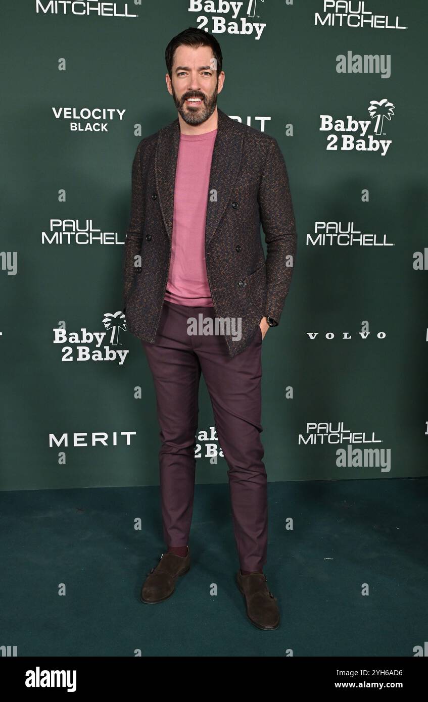 West Hollywood, USA. 09th Nov, 2024. Drew Scott arriving to the 2024 ...