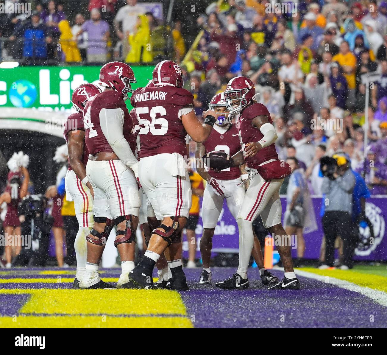 Baton Rouge, Louisiana, USA. 9th Nov, 2024. Alabama quarterback Jalen ...