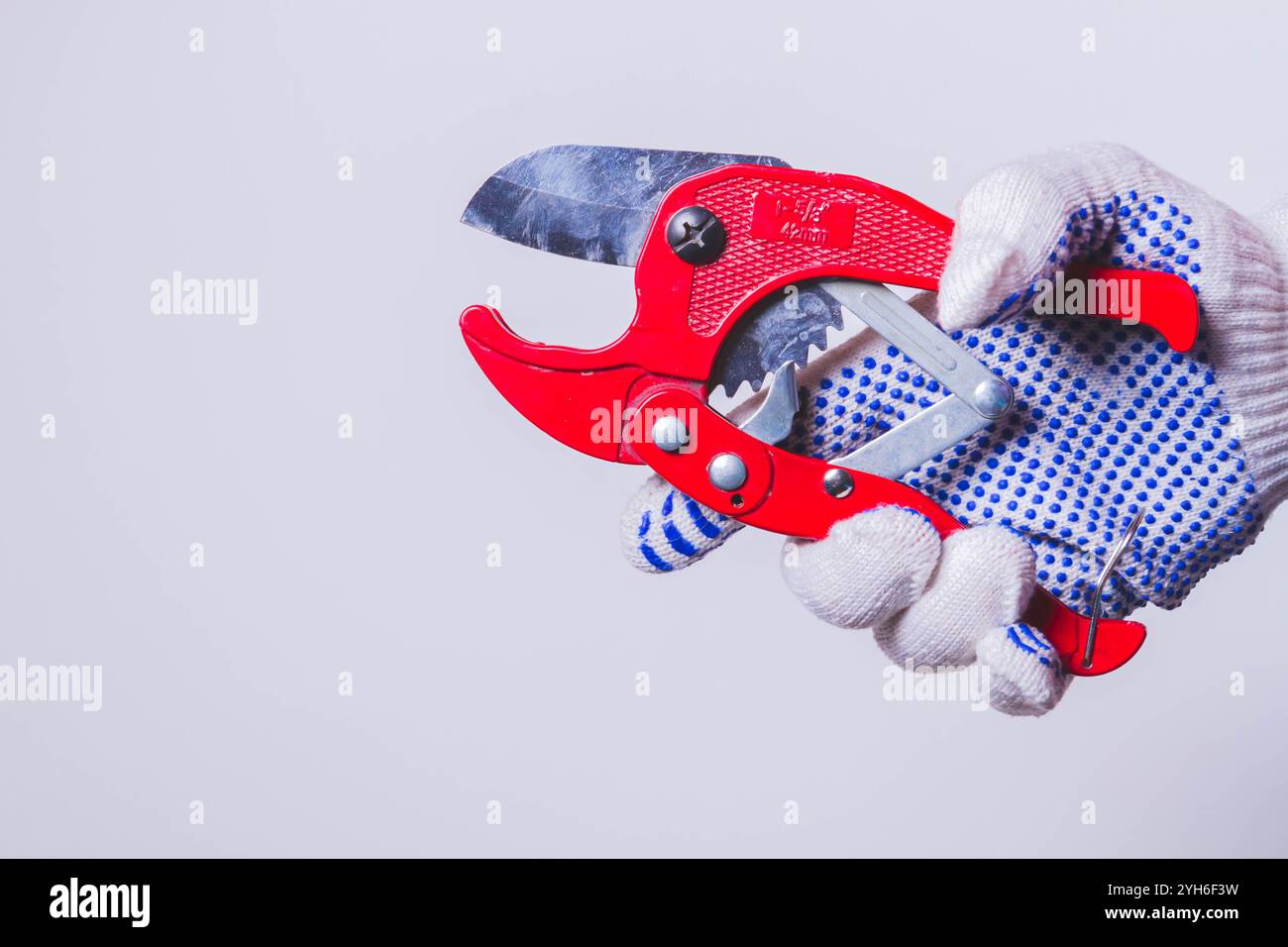 Tools for soldering water pipes. Pipe elements and tools for connecting ...