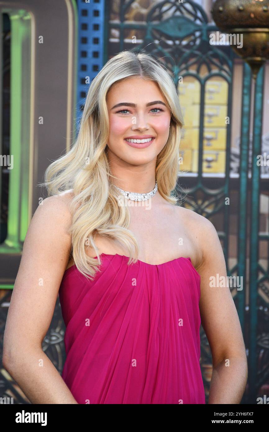 Los Angeles, California, USA 9th November 2024 Dancer Rylee Arnold ...