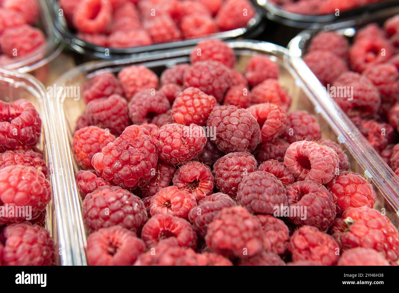 delicious ripe food fruit juicy healthy fresh raspberry natural ...