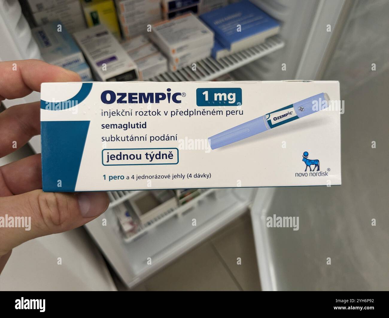 Ozempic box hi-res stock photography and images - Alamy