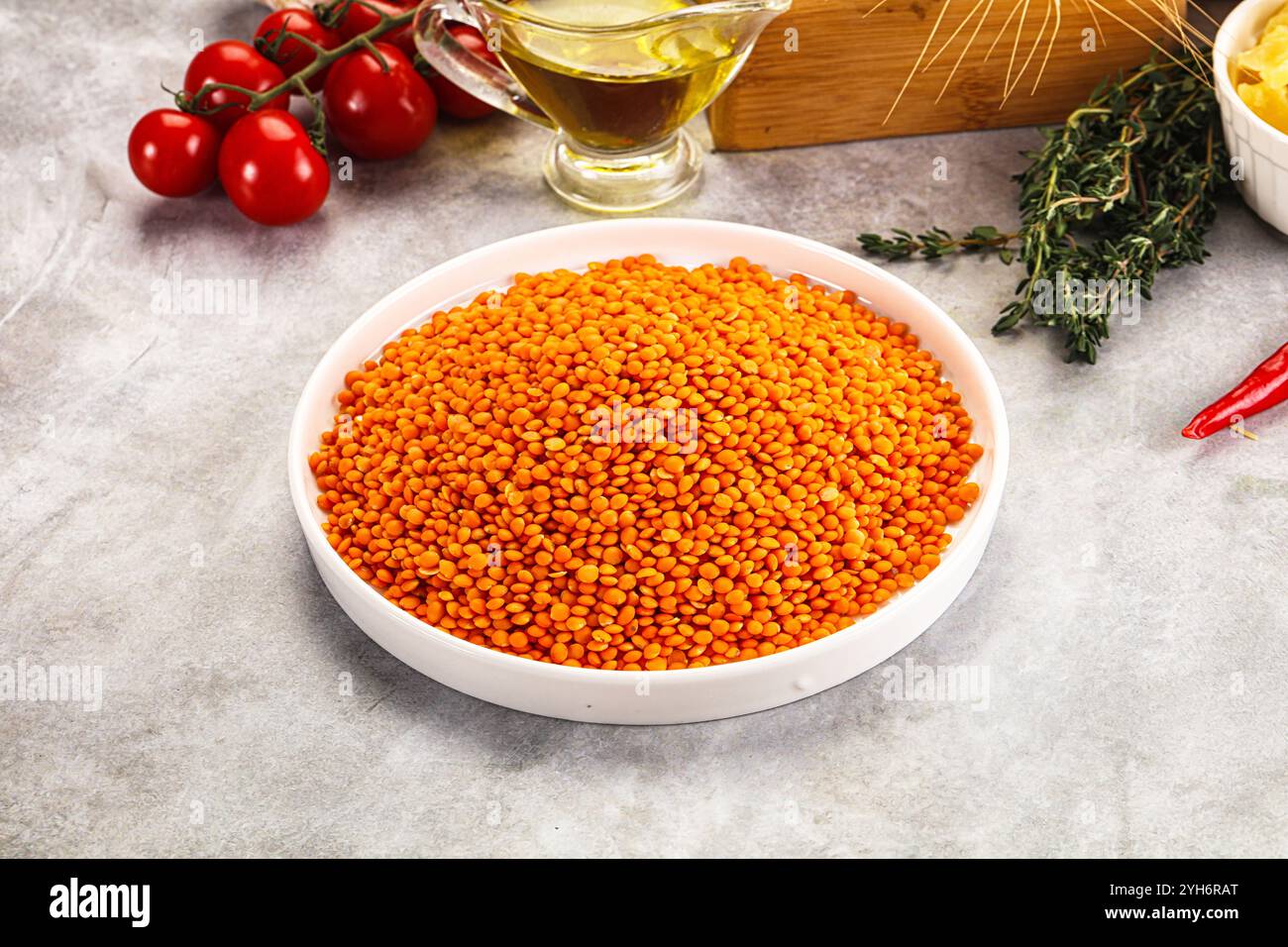 Raw red lentil cereal for cooking Stock Photo - Alamy