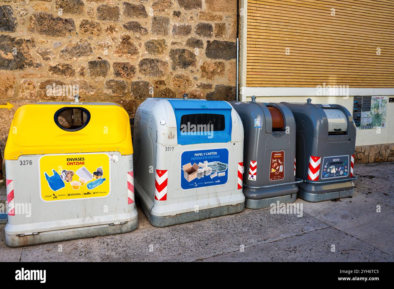 Recycling bin spain hi-res stock photography and images - Alamy