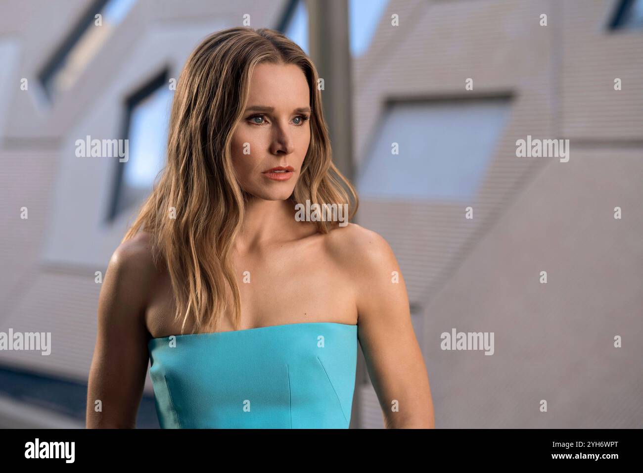 KRISTEN BELL in NOBODY WANTS THIS (2024), directed by GREG MOTTOLA ...