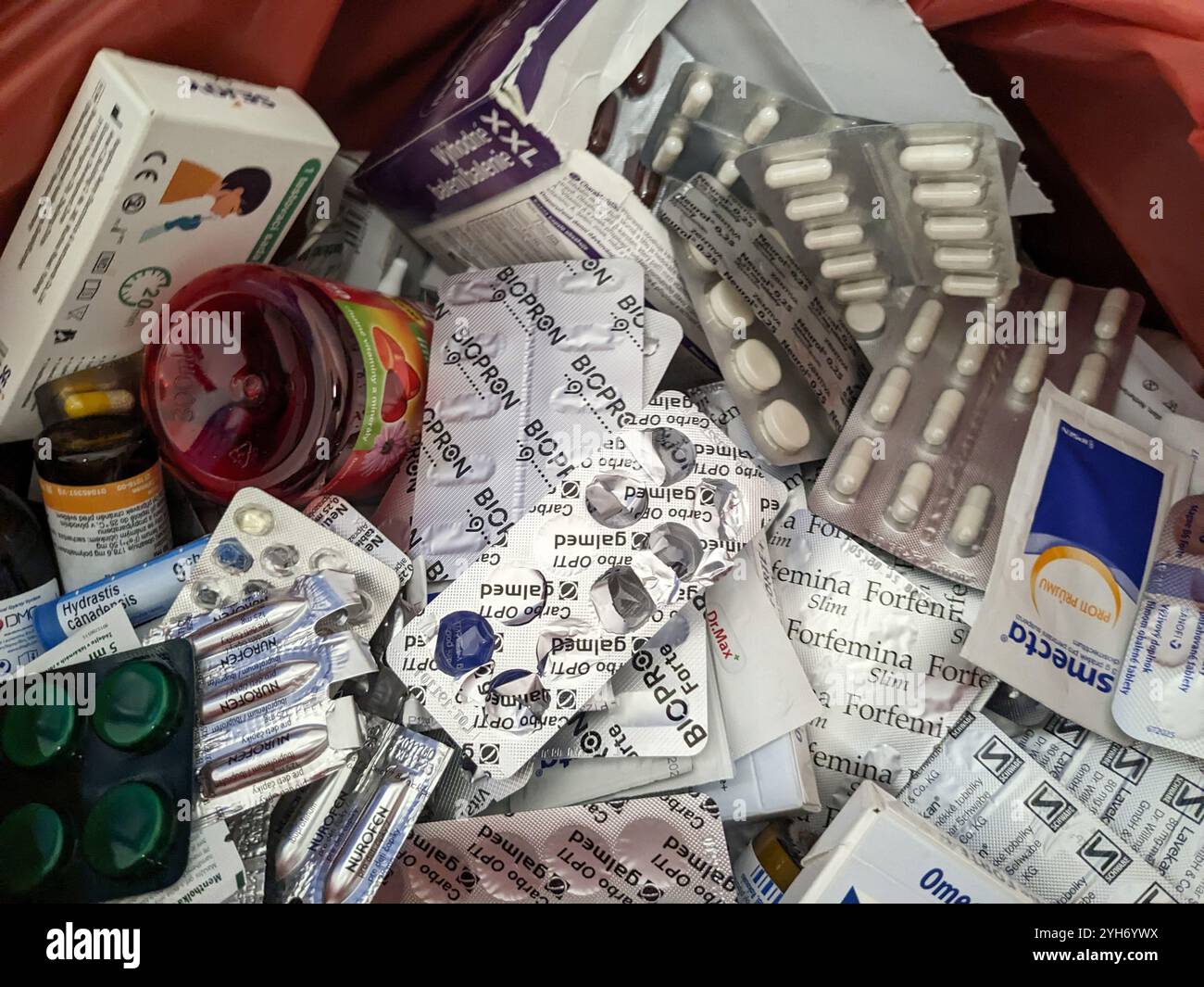 Medicinal wasting hi-res stock photography and images - Alamy