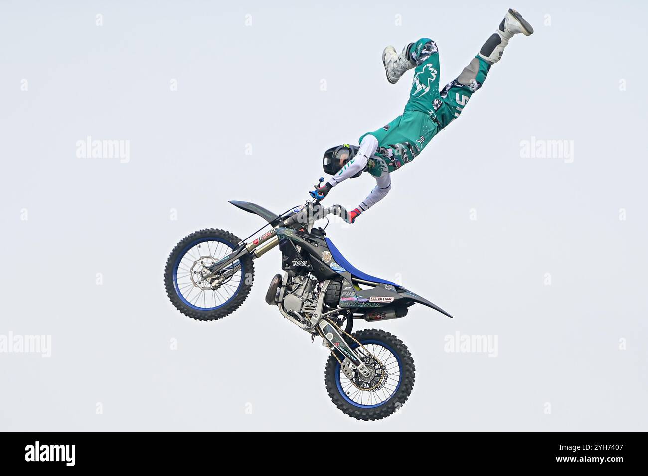 Fmx racer hi-res stock photography and images - Alamy