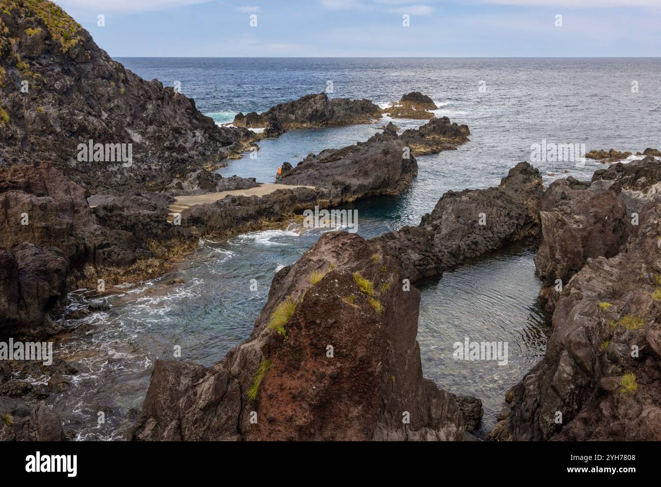 Natural swimming pools santa cruz hi-res stock photography and images ...