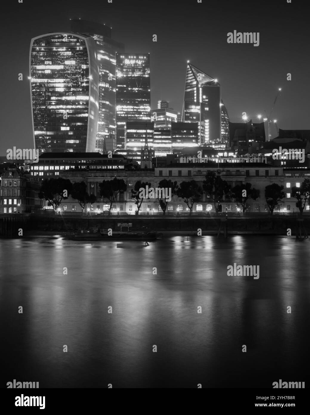 Beautiful tranquil scene city Black and White Stock Photos & Images - Alamy