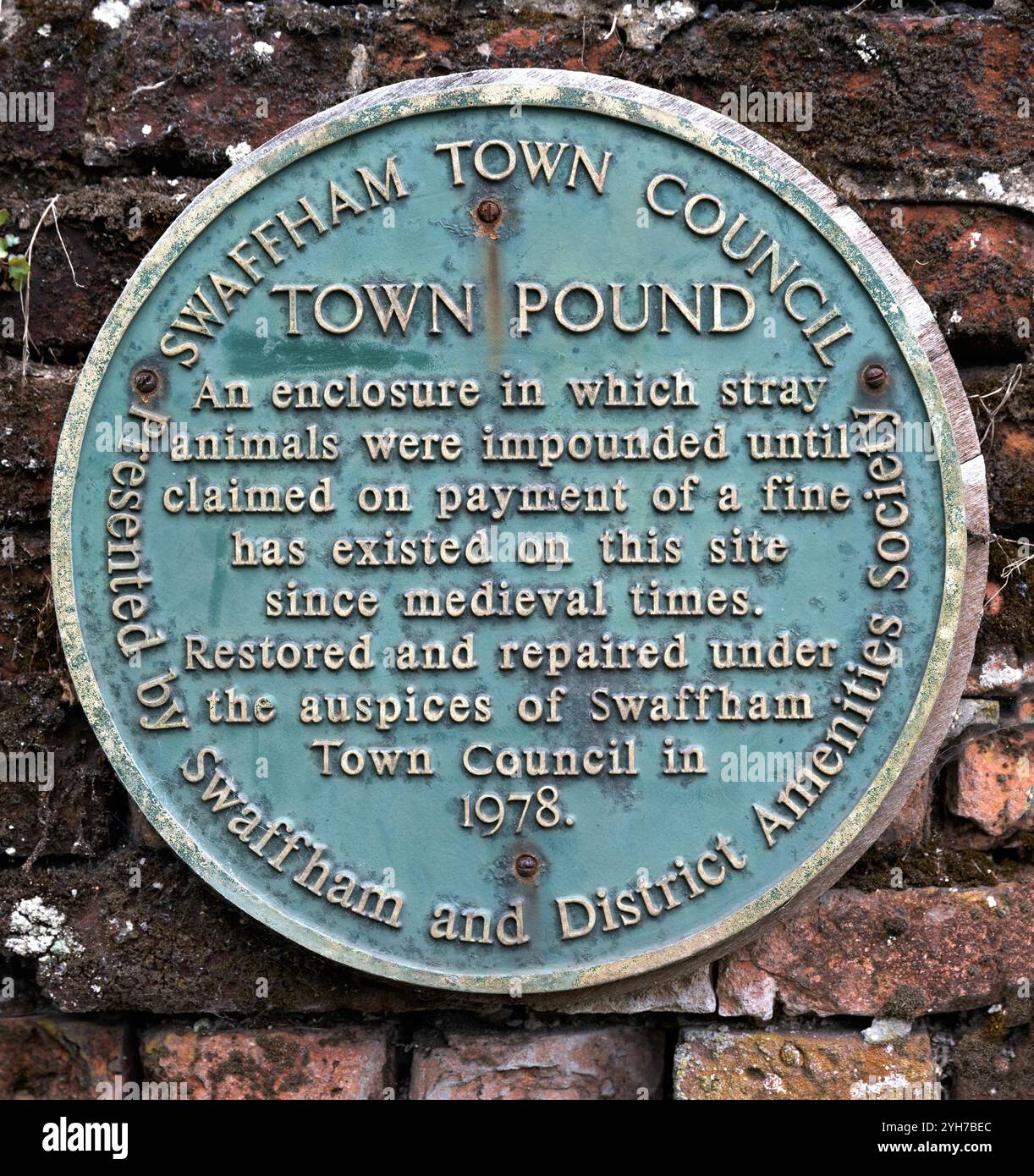 Historic plaque re The Town Pound at Swaffham, North Norfolk, Norfolk ...