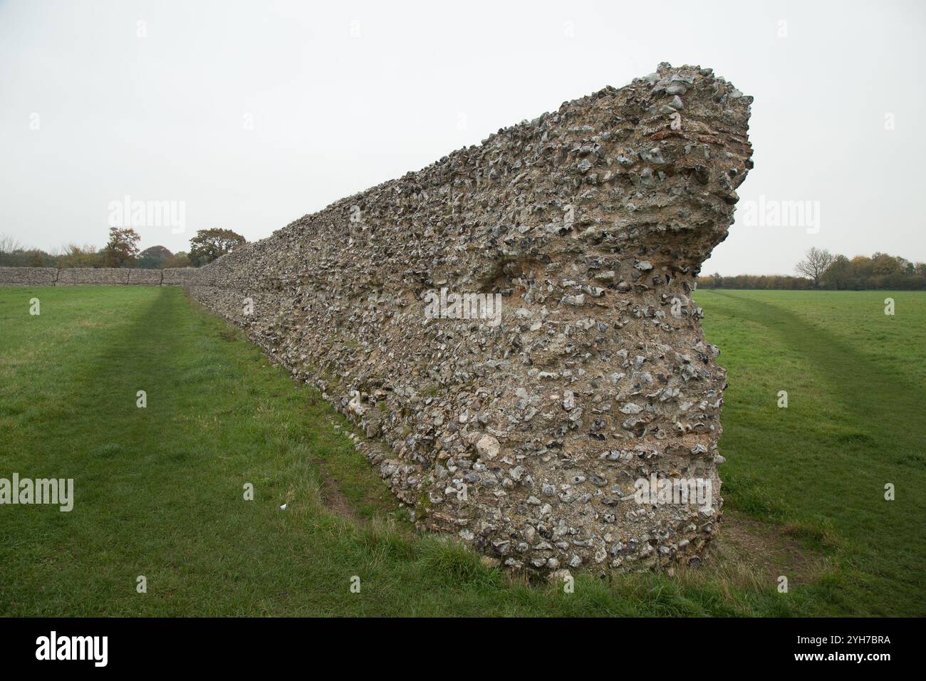 Burgh Castle Roman Fort monument Stock Photo - Alamy