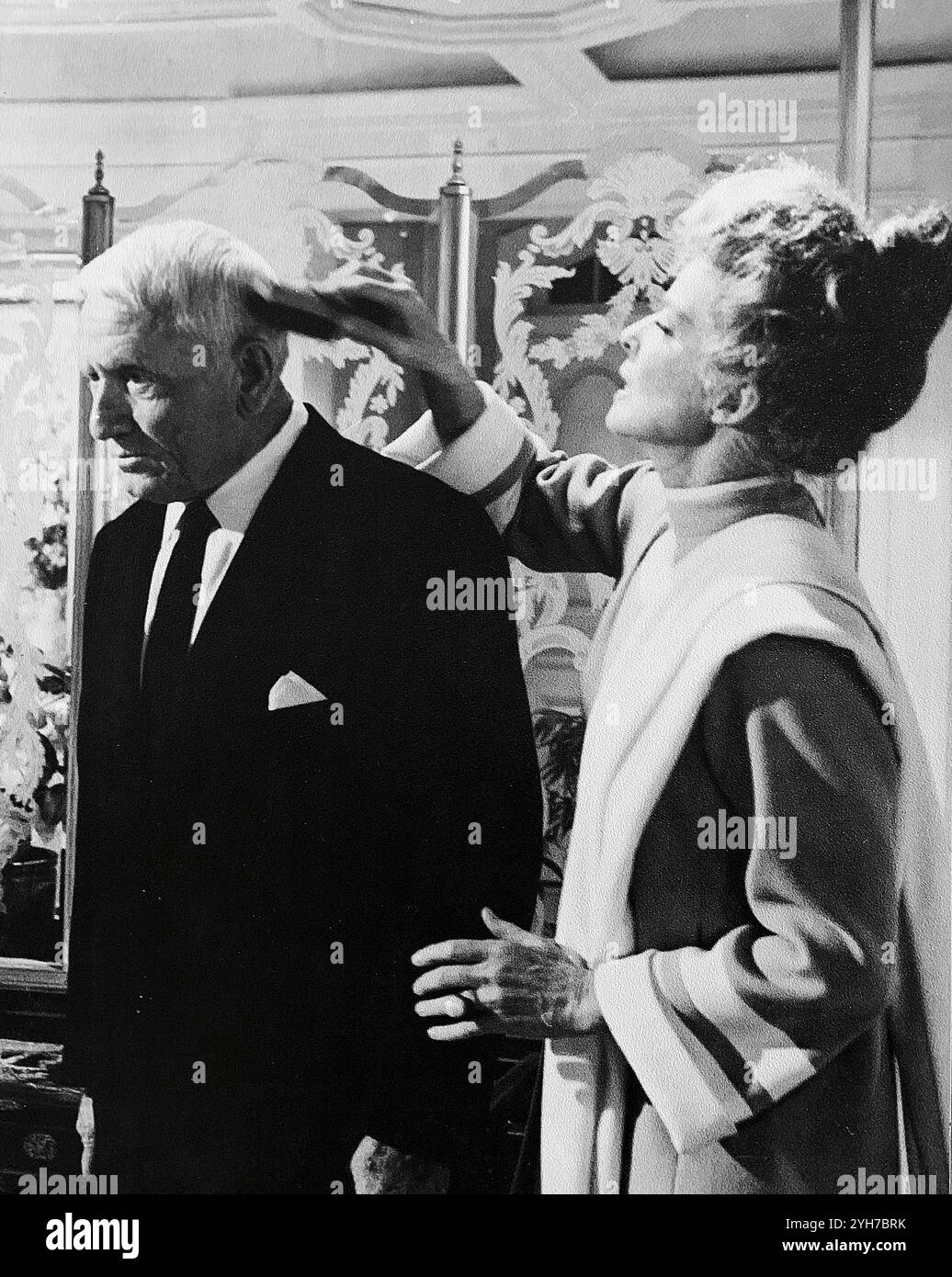 SPENCER TRACY and KATHARINE HEPBURN in GUESS WHO'S COMING TO DINNER ...