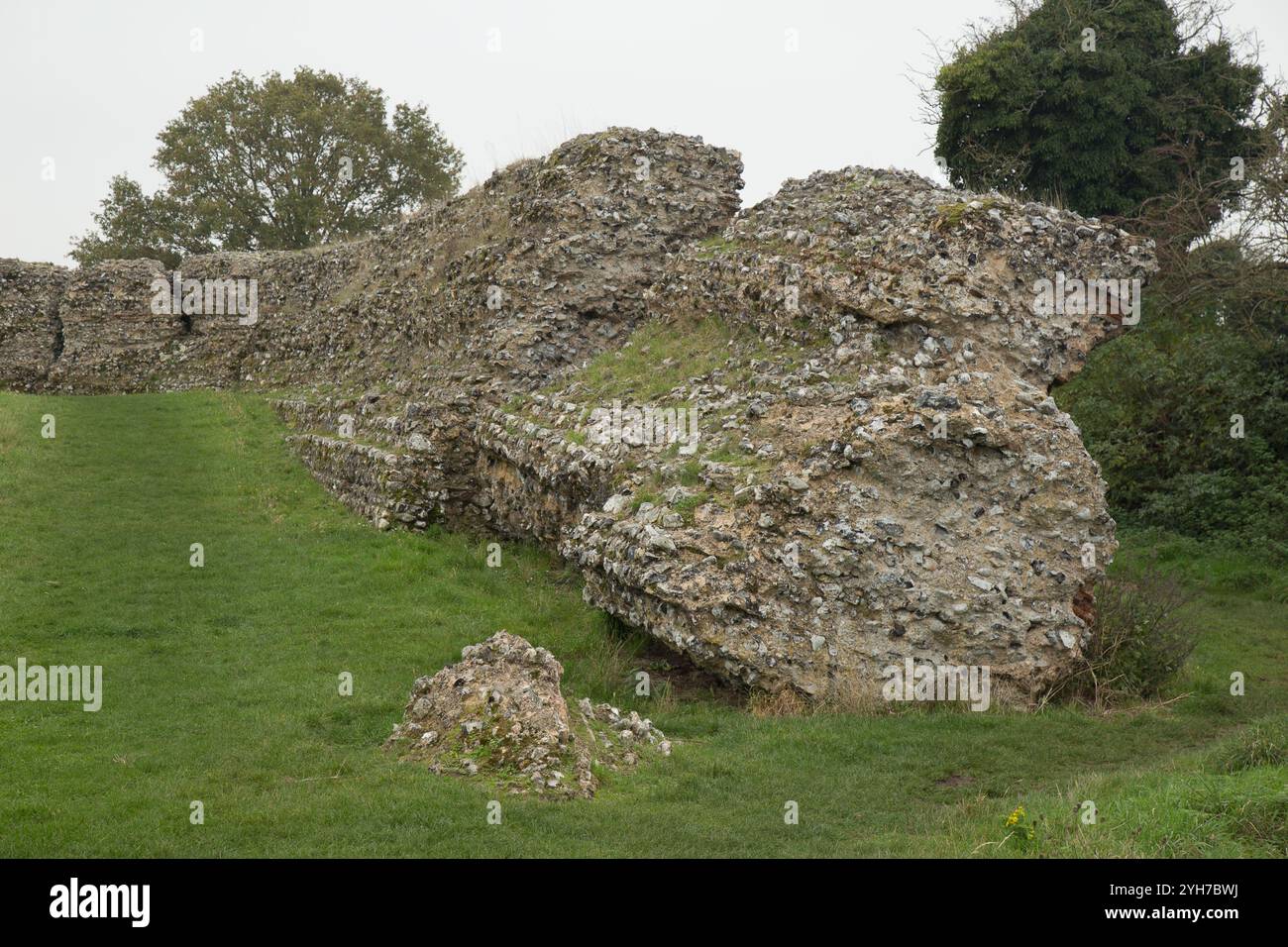 Burgh Castle Roman Fort monument Stock Photo - Alamy