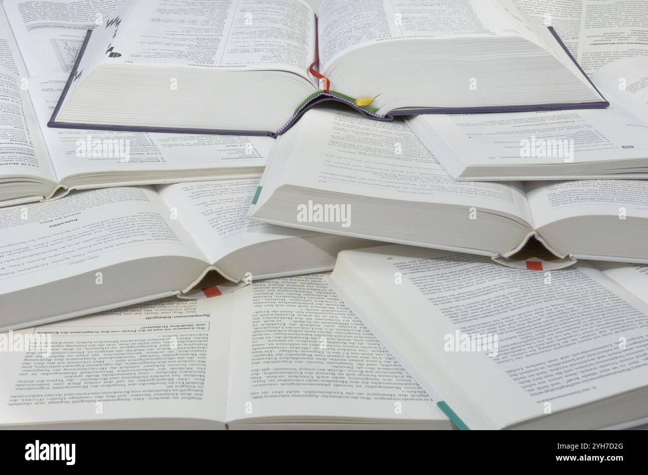 Text book pile hi-res stock photography and images - Alamy