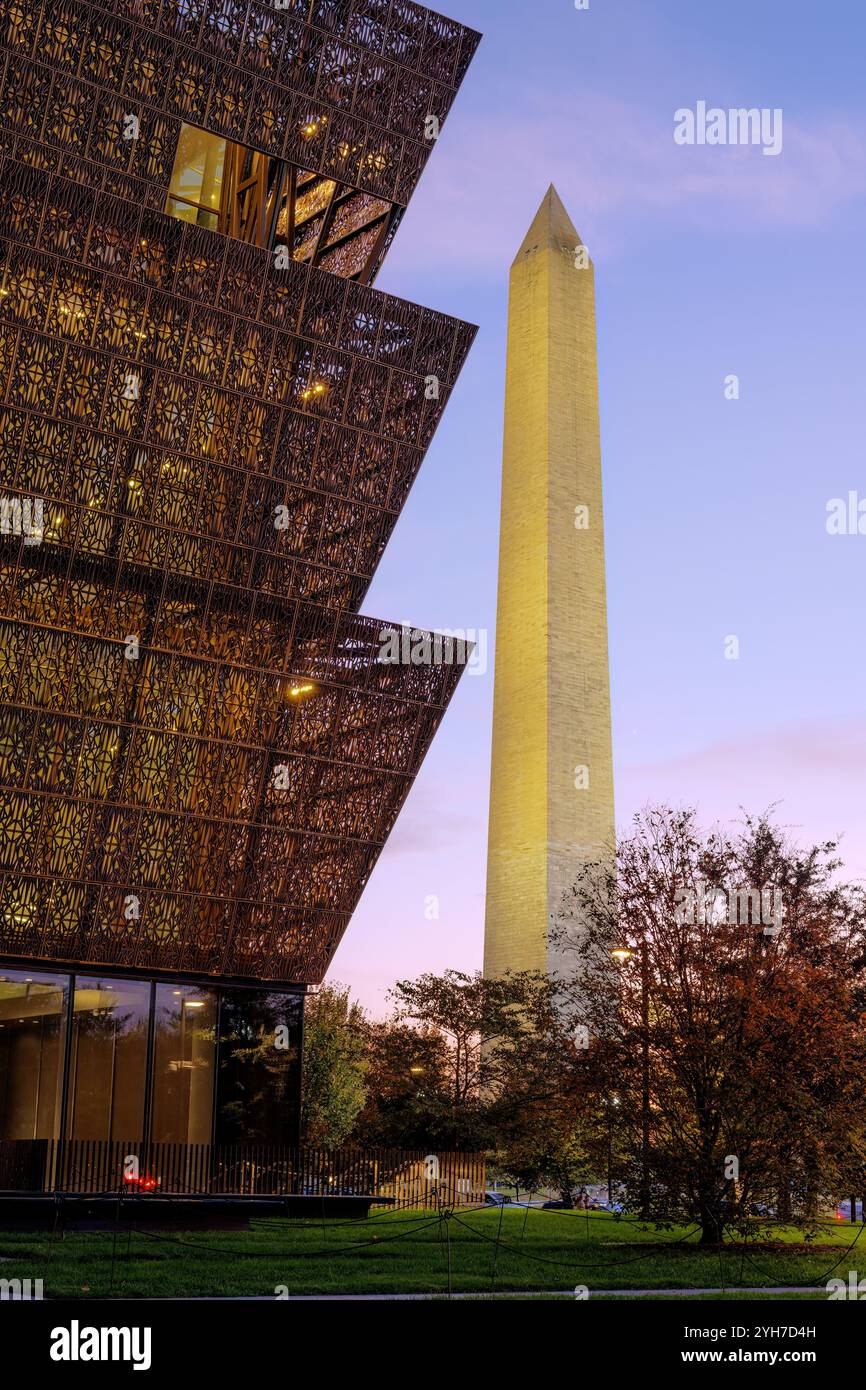 The famous Washington Monument after sunset with the facade of the ...