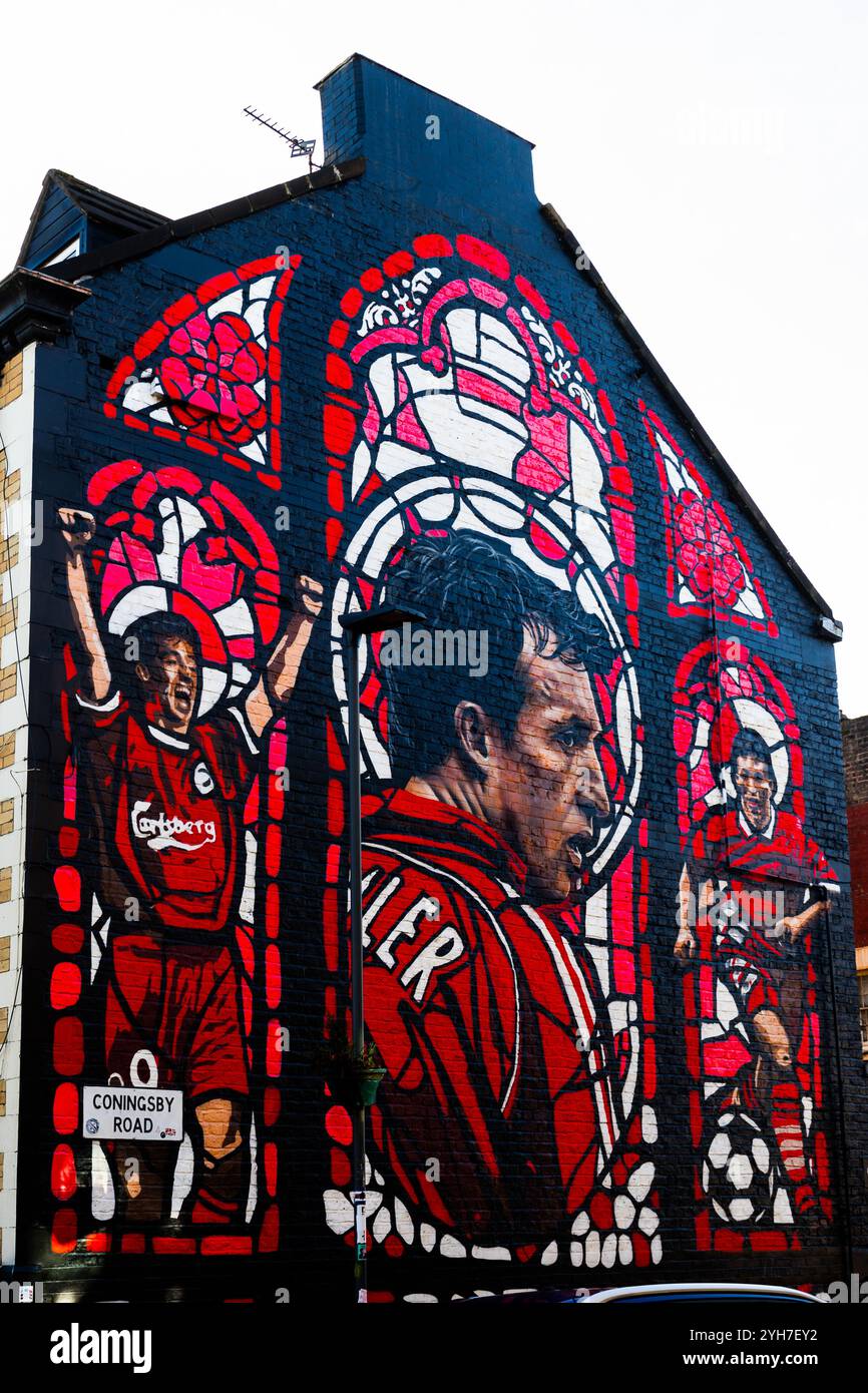 The mural of Robbie Fowler on Conningsby Road, Anfield in Liverpool ...