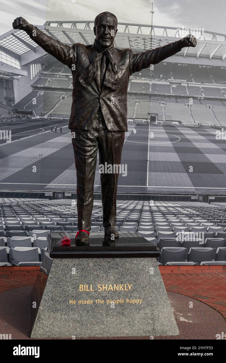The Bill Shankly statue stands proud in front of a monochrome picture ...