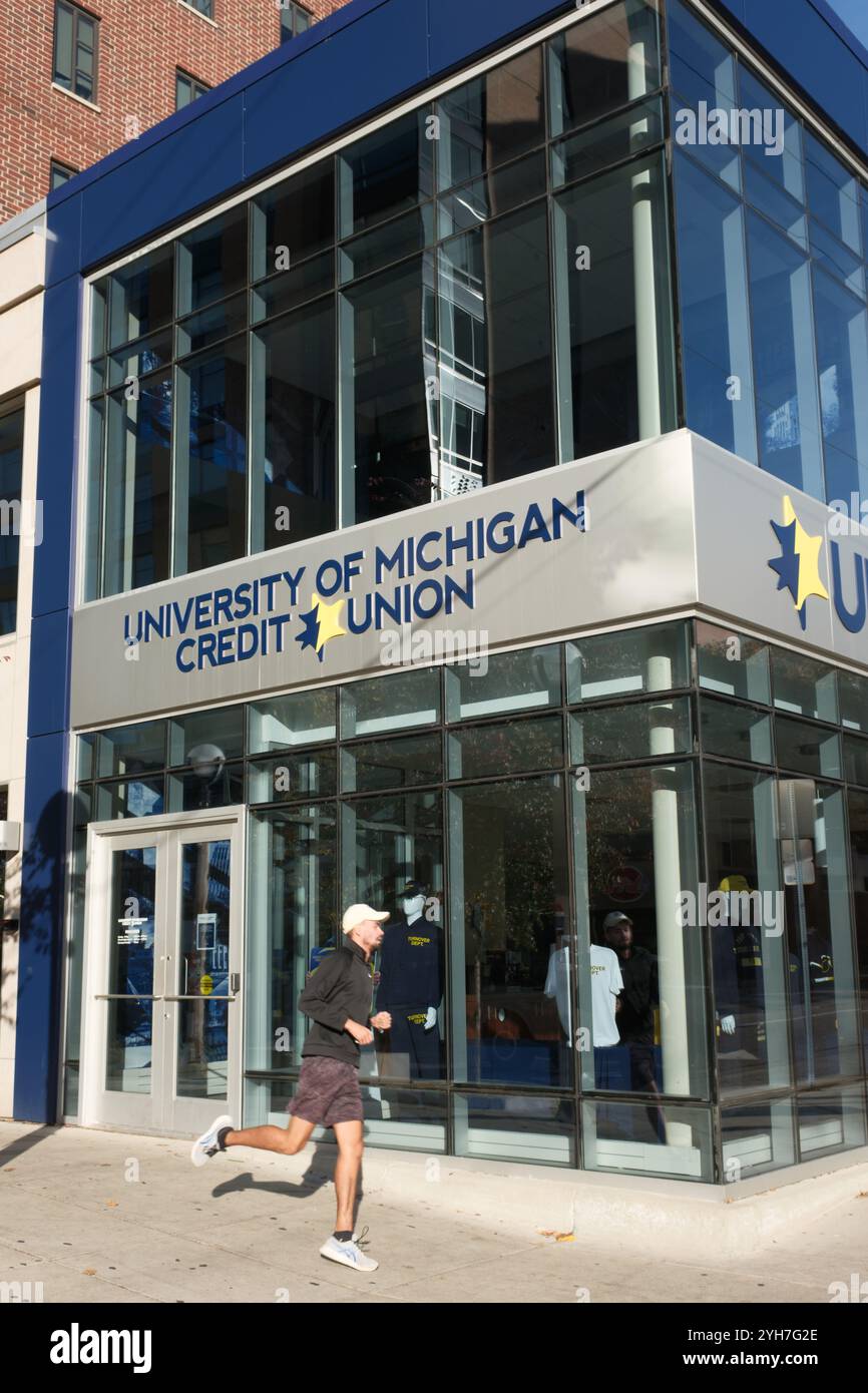 University of michigan credit union hi-res stock photography and images ...